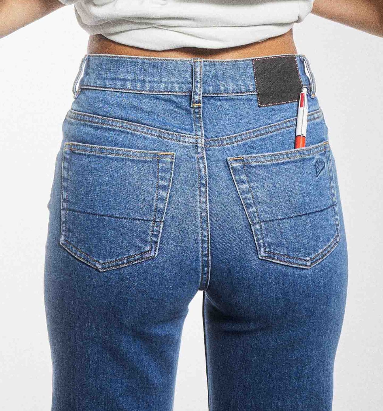 Le jean stretch Flare Donna stretch Noir – Patine